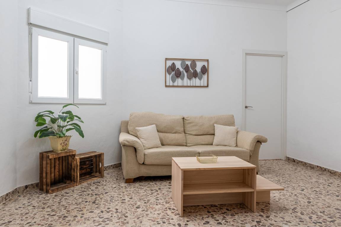 135 M² Huis ∙ 3 Slaapkamers ∙ 6 Gasten - Marchena