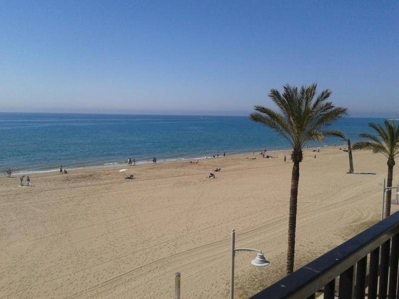 100 M² Appartement ∙ 3 Chambres ∙ 5 Personnes - Coma-ruga