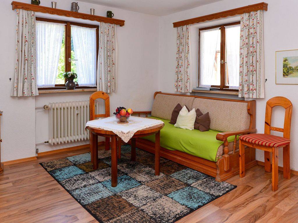 32 M² Ferienwohnung ∙ 2 Gäste - Lenggries