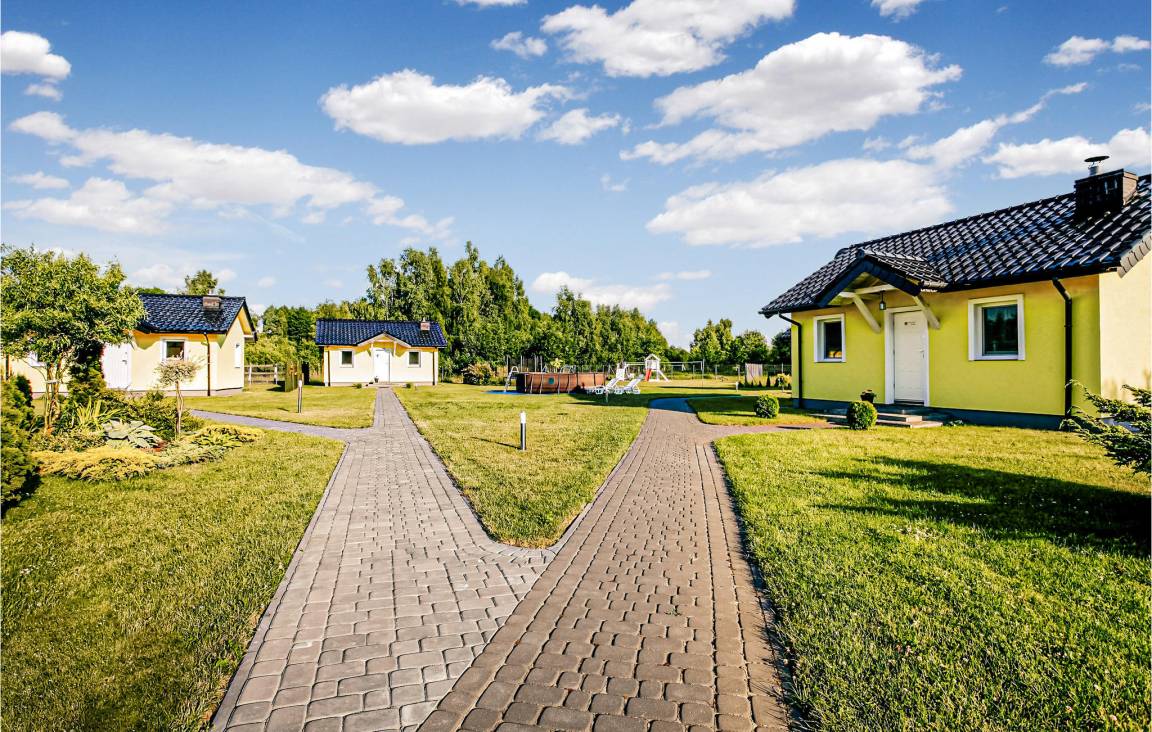 37 M² Ferienhaus ∙ 2 Schlafzimmer ∙ 6 Gäste - Dąbki