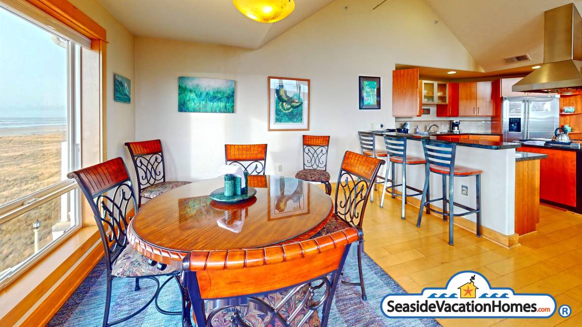 93 M² Condo ∙ 2 Bedrooms ∙ 6 Guests - Seaside, OR