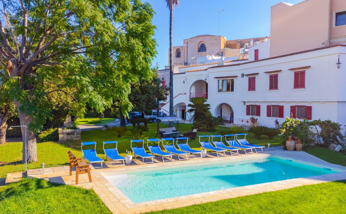 200 M² Villa ∙ 7 Slaapkamers ∙ 20 Gasten - Tricase