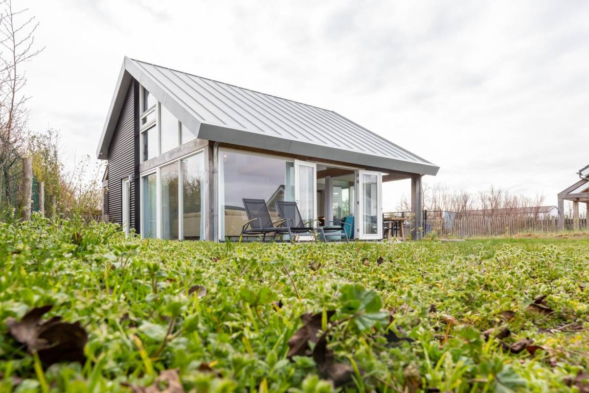 85 M² Chalet ∙ 3 Bedrooms ∙ 6 Guests - Renesse