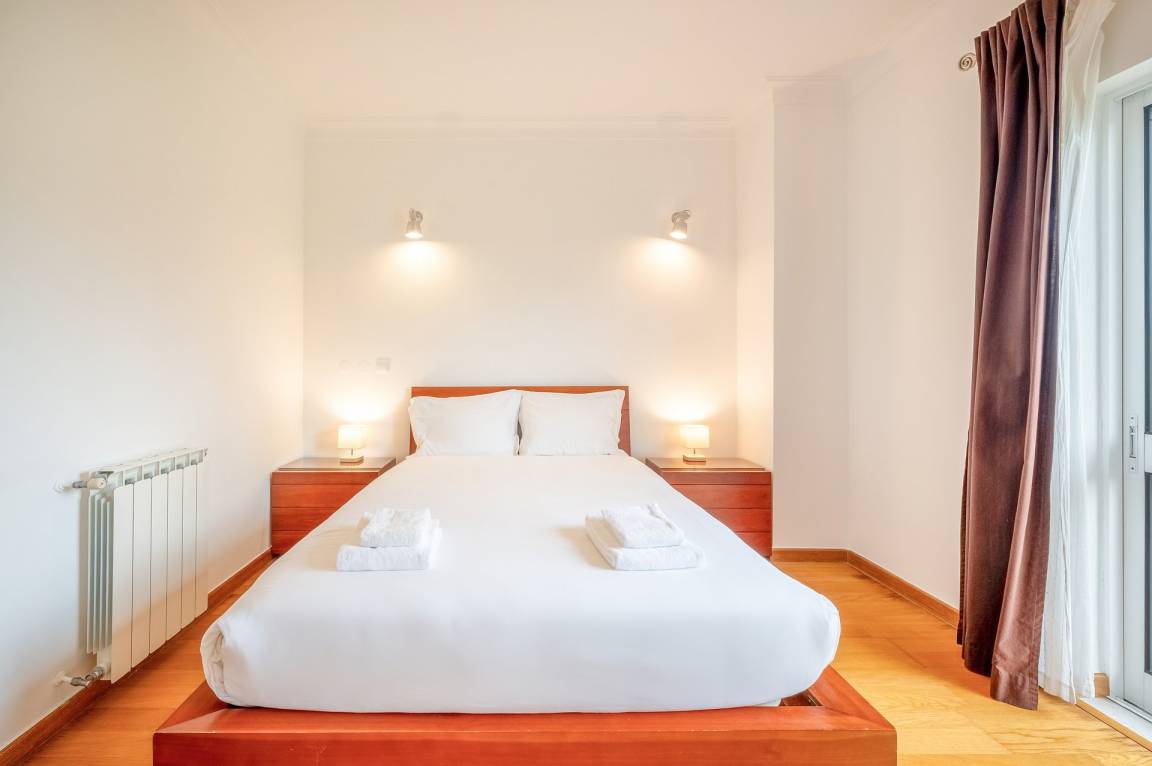 90 M² Huis ∙ 2 Slaapkamers ∙ 4 Gasten - Palmela
