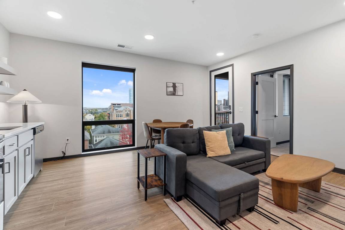 Apartment ∙ 1 Bedroom ∙ 3 Guests - Indianapolis