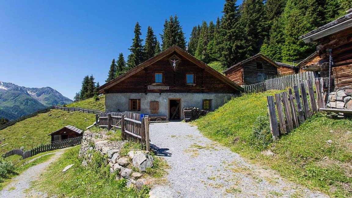185 M² Apartamento ∙ 4 Habitaciones ∙ 8 Huéspedes - Ischgl