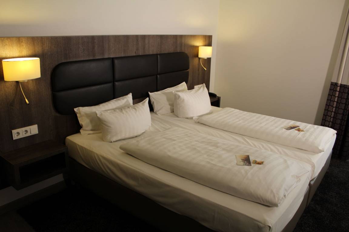 Private Room ∙ 3 Guests - Erfurt