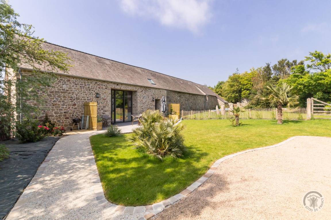 90 M² Gîte ∙ 2 Chambres ∙ 4 Personnes - Saint-Vaast-la-Hougue