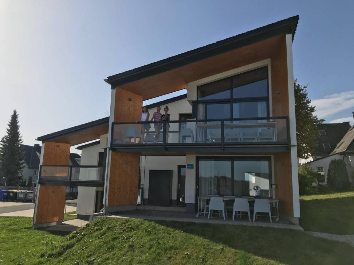 200 M² House ∙ 6 Bedrooms ∙ 14 Guests - Winterberg