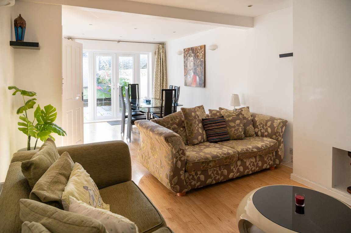 100 M² Ferienhaus ∙ 3 Schlafzimmer ∙ 6 Gäste - Bristol