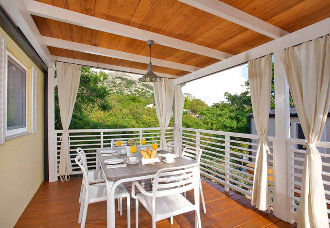 30 M² Caravan ∙ 2 Slaapkamers ∙ 6 Gasten - Istrië