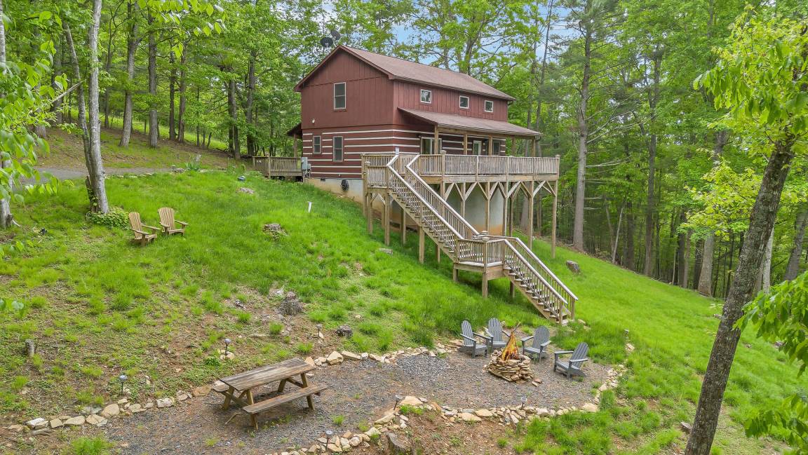 Cabin ∙ 3 Bedrooms ∙ 8 Guests - New River State Park, Laurel Springs