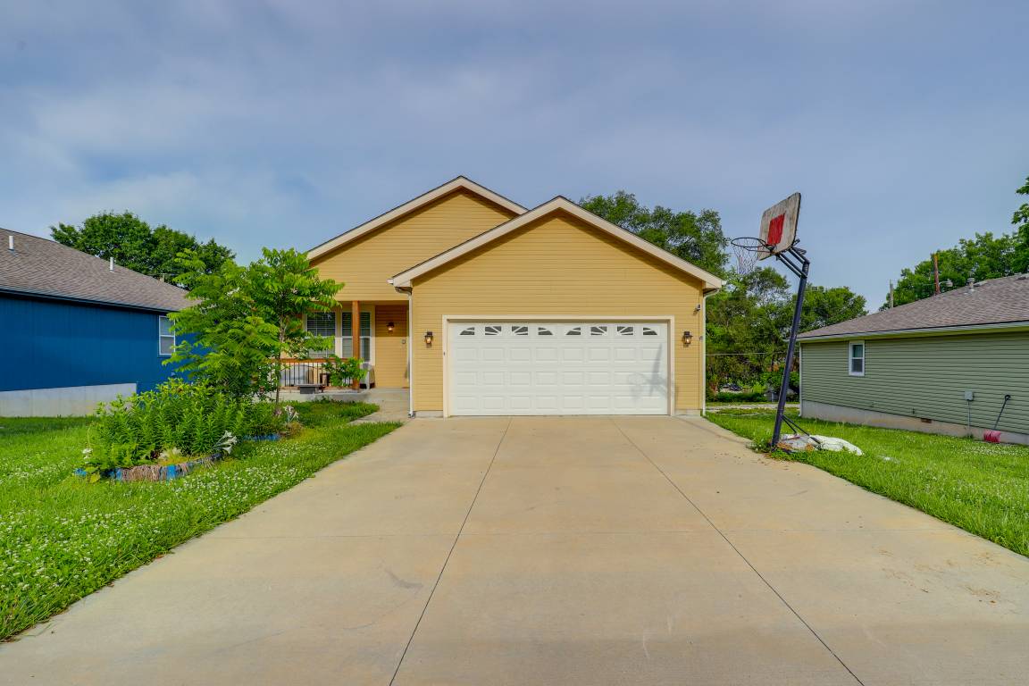 114 M² House ∙ 3 Bedrooms ∙ 8 Guests - Platte City