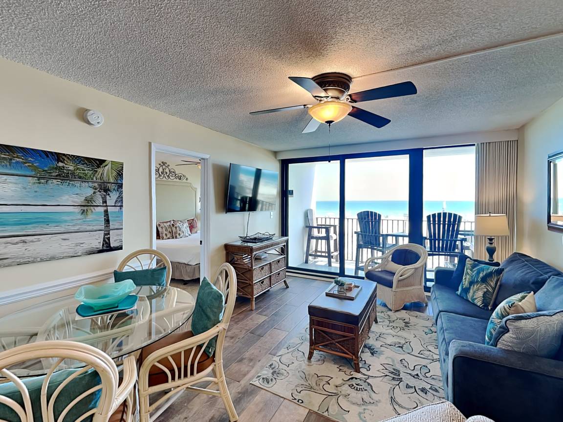 77 M² Condo ∙ 2 Bedrooms ∙ 7 Guests - Gulf Shores, AL