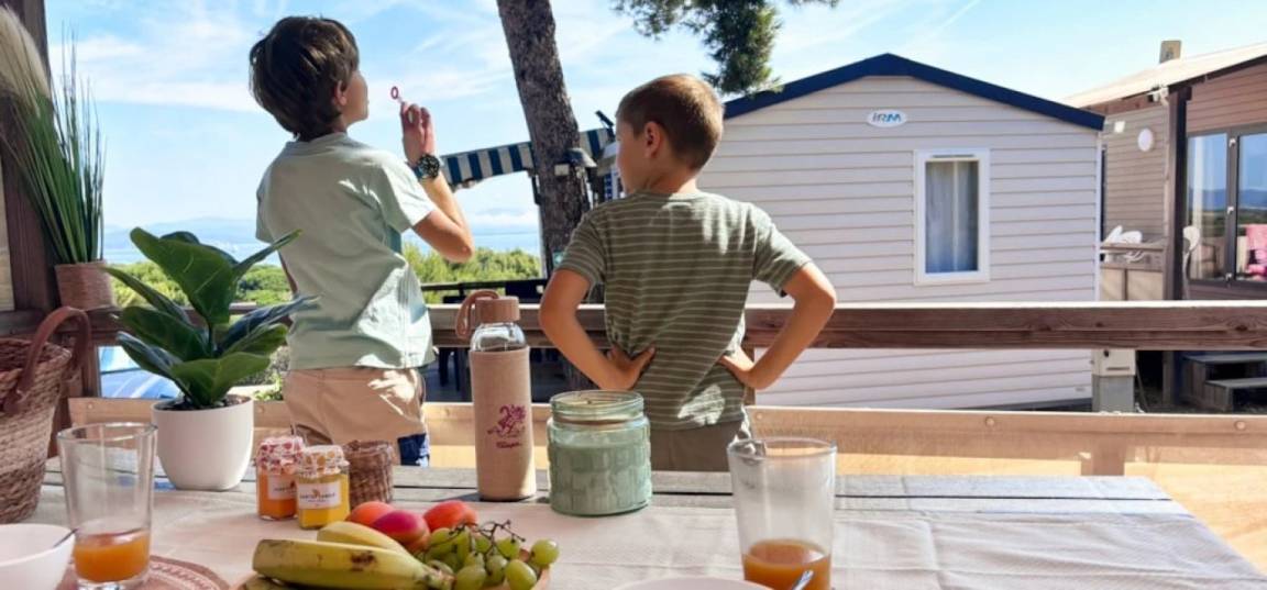 20 M² Camping-unterkunft ∙ 1 Schlafzimmer ∙ 2 Gäste - Carqueiranne