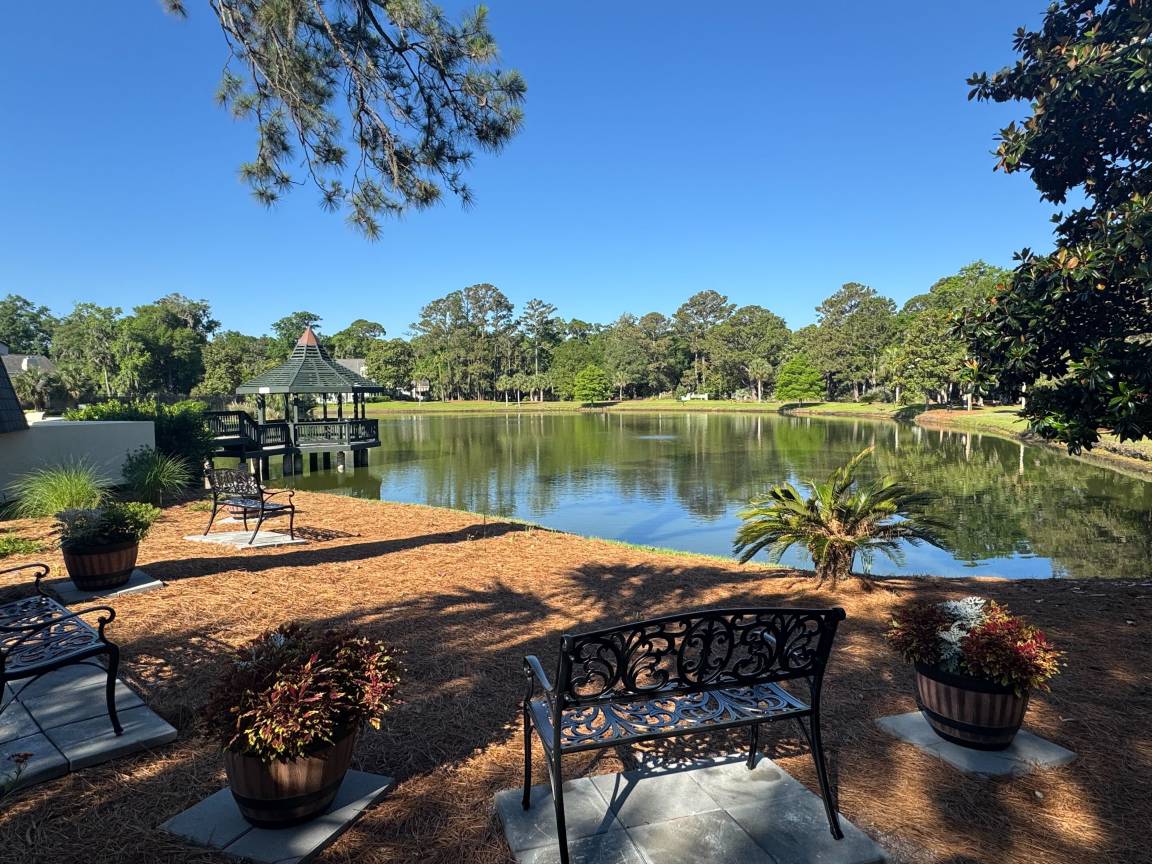 132 M² Condo ∙ 2 Bedrooms ∙ 7 Guests - Coligny Beach Park