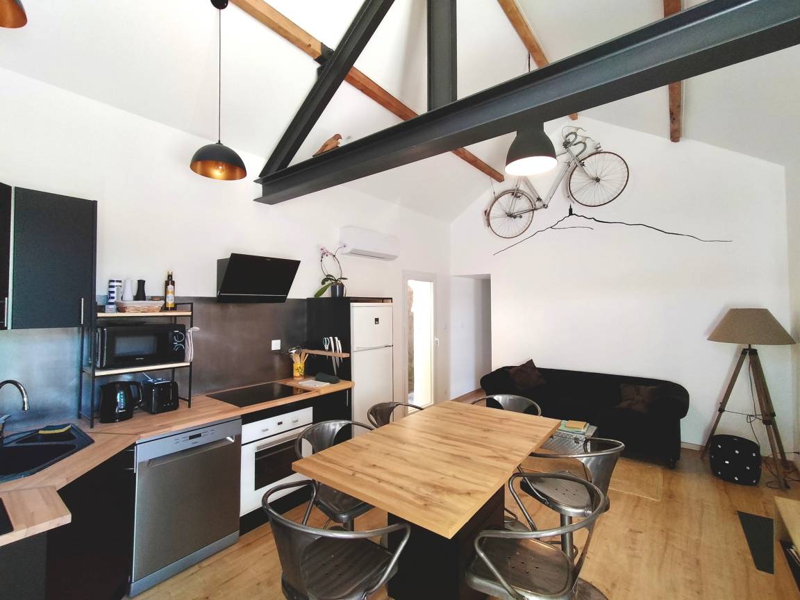 55 M² House ∙ 2 Bedrooms ∙ 6 Guests - Vaison-la-Romaine
