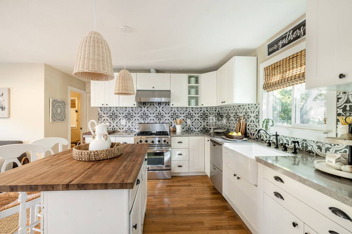 Bungalow ∙ 2 Bedrooms ∙ 4 Guests - Point Mugu State Park, Malibu