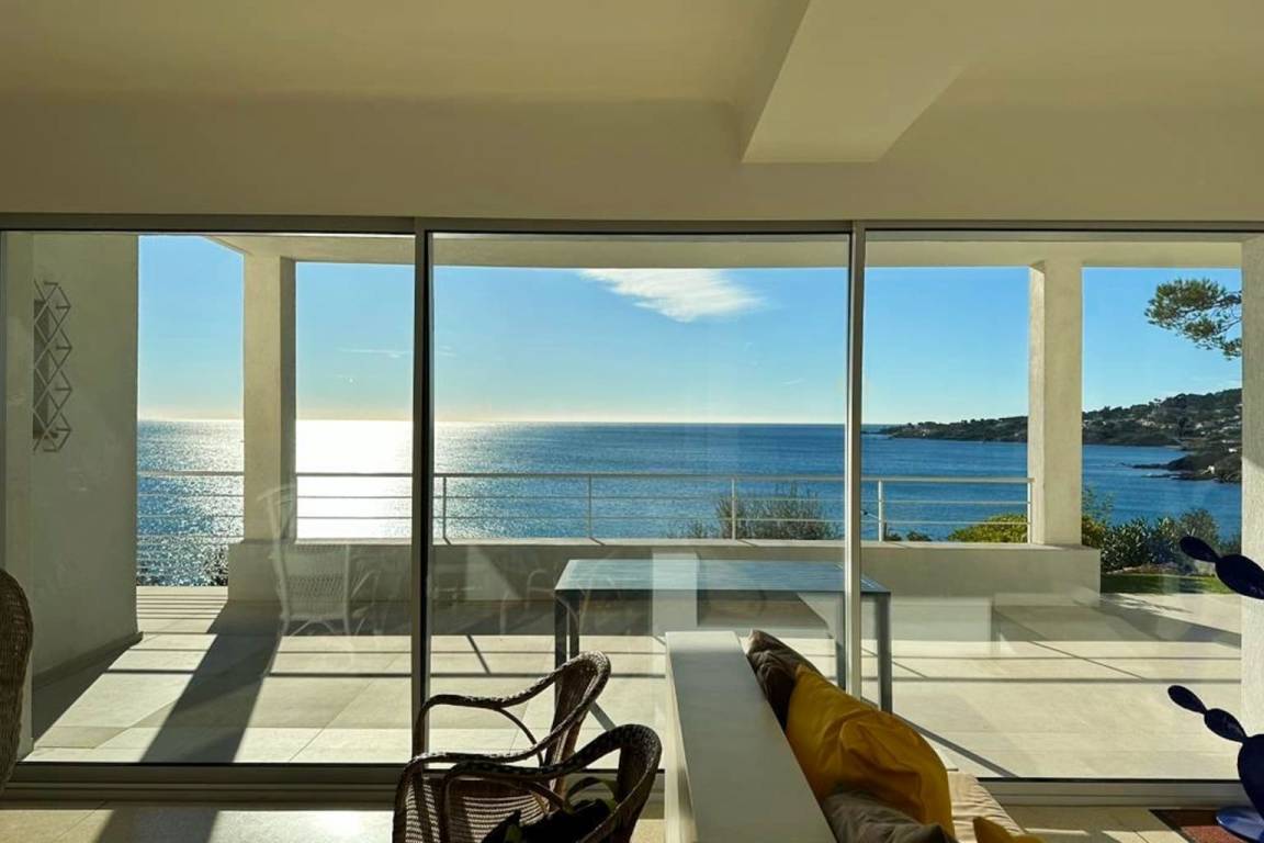 150 M² Maison De Vacances ∙ 6 Chambres ∙ 12 Personnes - Fréjus