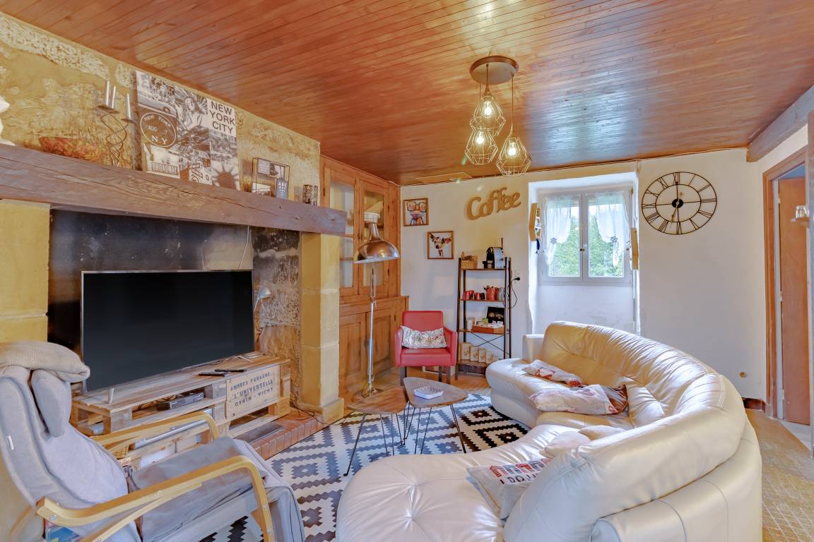 120 M² Maison De Vacances ∙ 4 Chambres ∙ 9 Personnes - Montignac