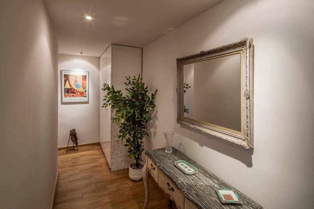 92 M² Appartement ∙ 2 Chambres ∙ 4 Personnes - Gérone, Girona, Espagne