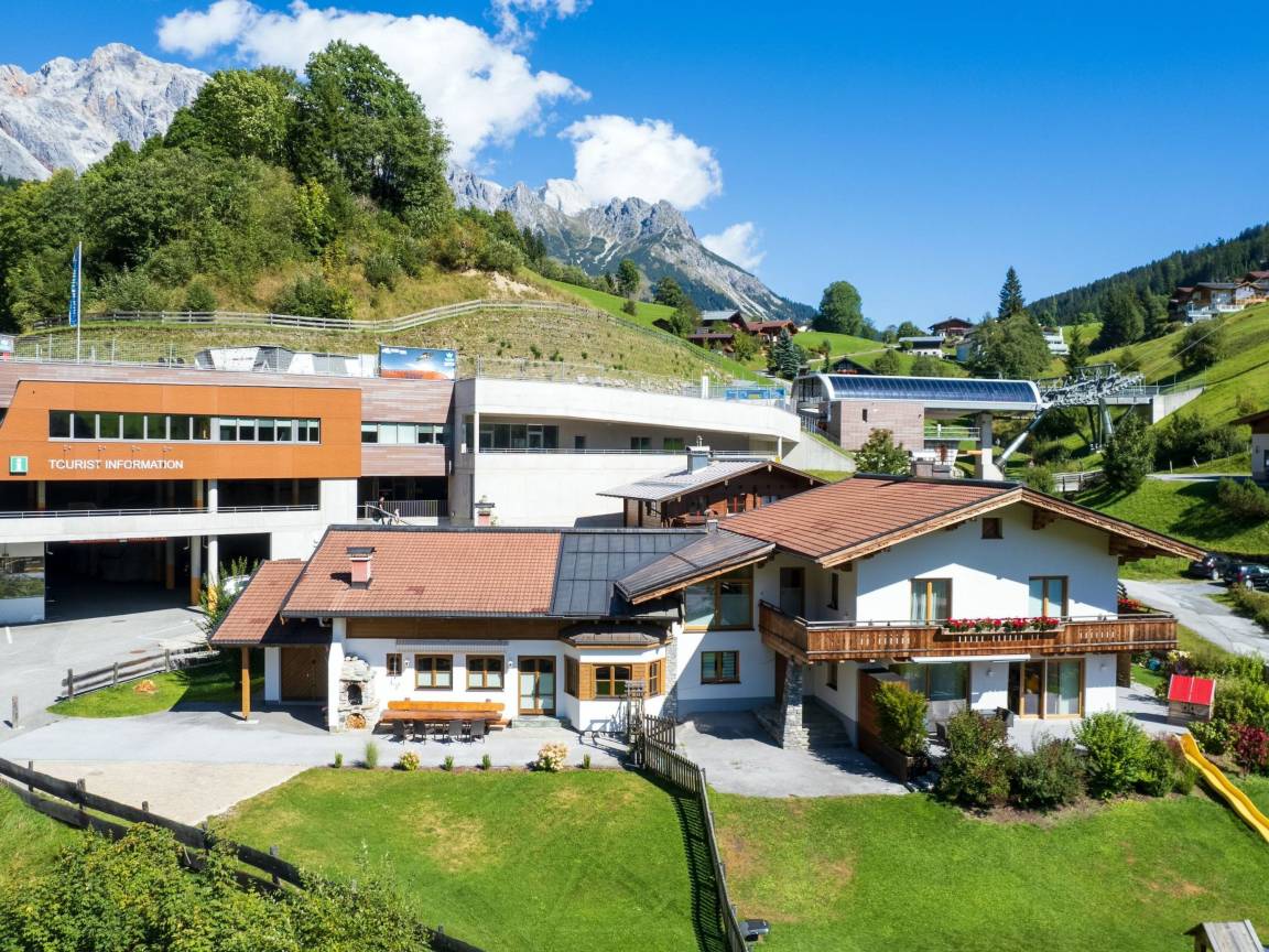 162 M² Ferienhaus ∙ 1 Schlafzimmer ∙ 8 Gäste - Hintermoos