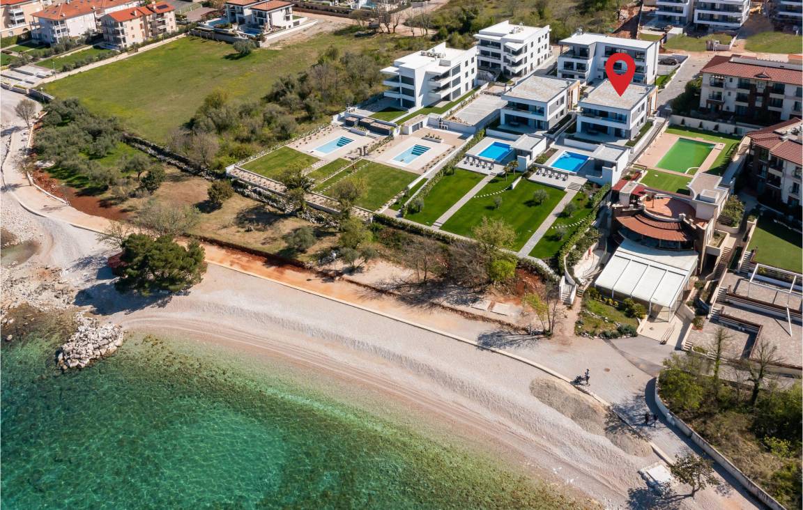 407 M² Casa ∙ 6 Habitaciones ∙ 12 Huéspedes - Krk