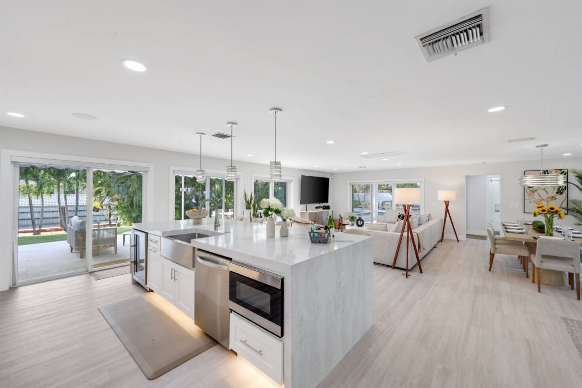 251 M² Villa ∙ 4 Bedrooms ∙ 8 Guests - Delray Beach, FL