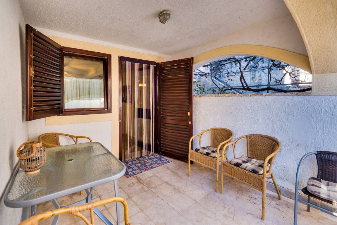 110 M² Apartamento ∙ 2 Habitaciones ∙ 8 Huéspedes - Šibenik