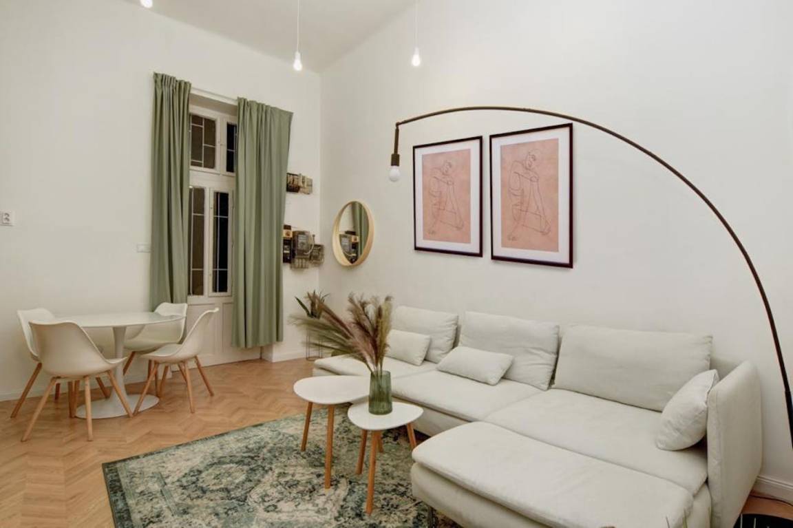 73 M² Apartment ∙ 3 Bedrooms ∙ 6 Guests - Budapest