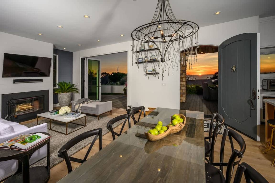 House ∙ 4 Bedrooms ∙ 8 Guests - Encinitas, CA