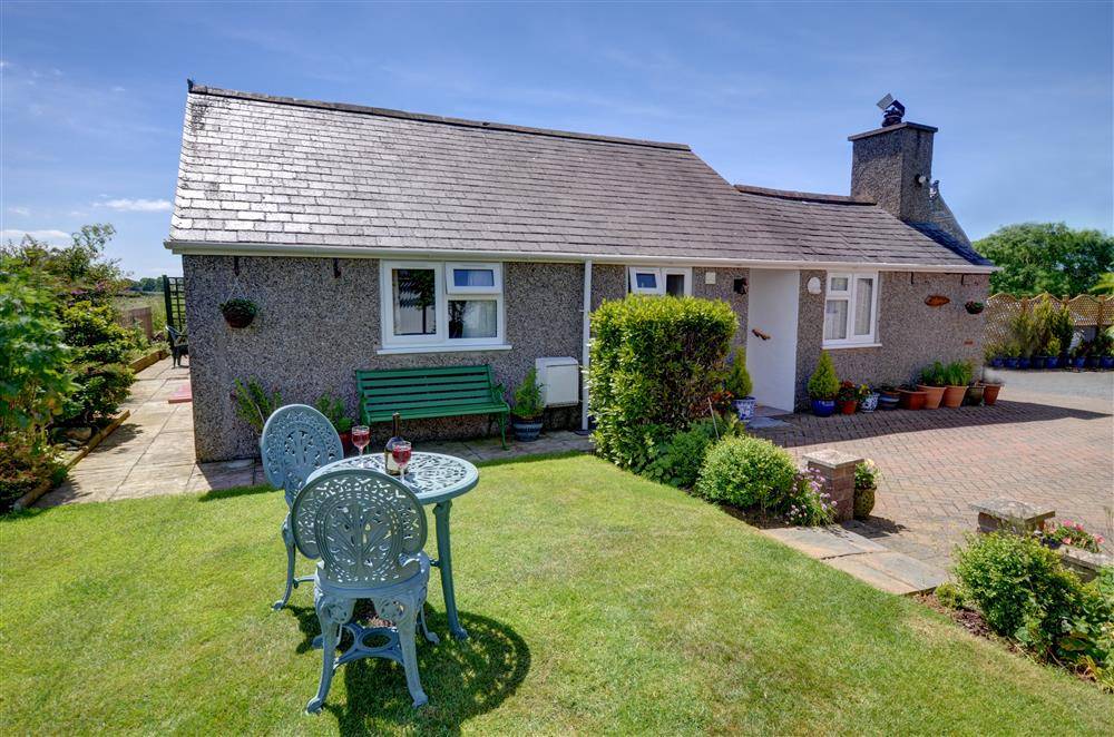 House ∙ 2 Bedrooms ∙ 4 Guests - Pwllheli