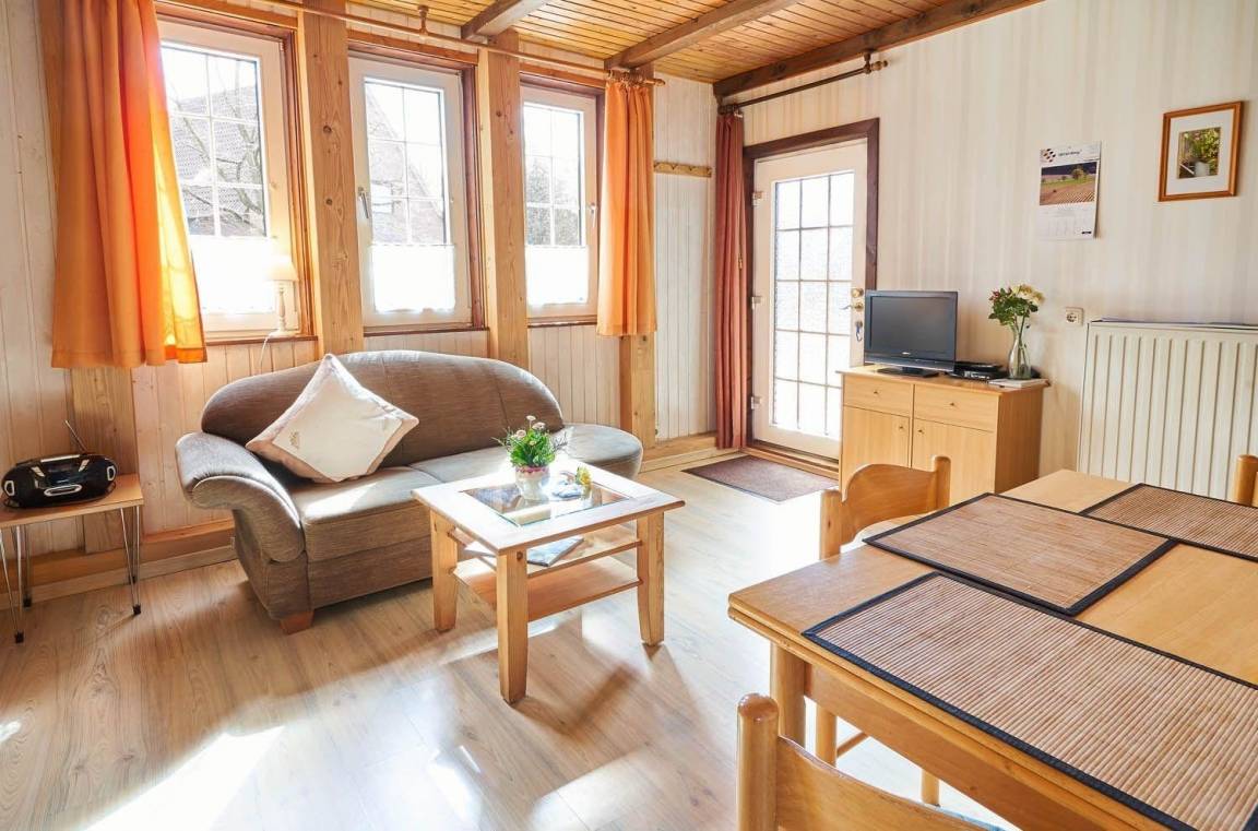 32 M² Ferienwohnung ∙ 1 Schlafzimmer ∙ 3 Gäste - Nienburg/Weser