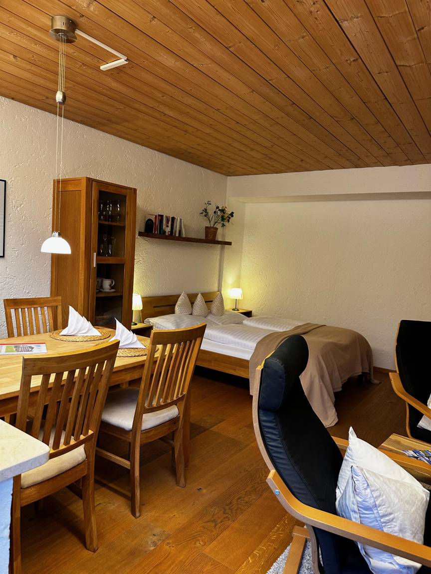 35 M² Ferienwohnung ∙ 1 Schlafzimmer ∙ 2 Gäste - Seefeld