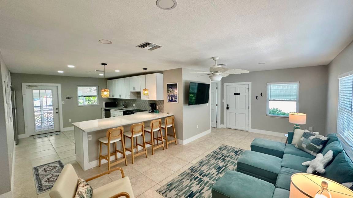 84 M² Apartment ∙ 2 Bedrooms ∙ 6 Guests - Fort Myers Beach, FL