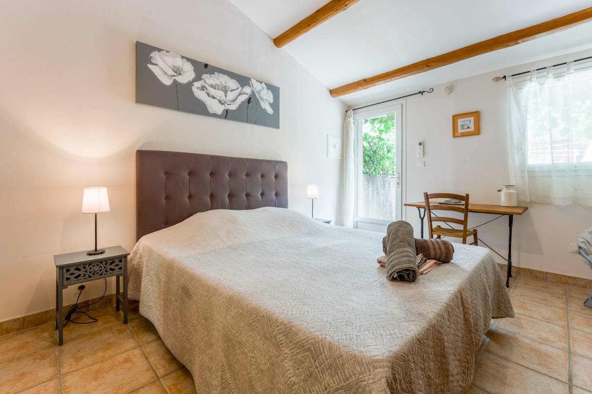14 M² Chambre D'hôtes ∙ 1 Chambre ∙ 2 Personnes - Fontaine-de-Vaucluse