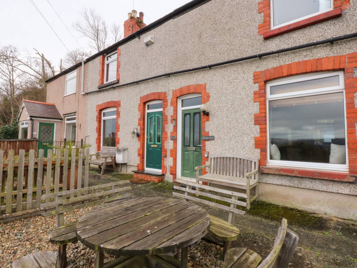 Cottage ∙ 2 Bedrooms ∙ 4 Guests - Llandudno