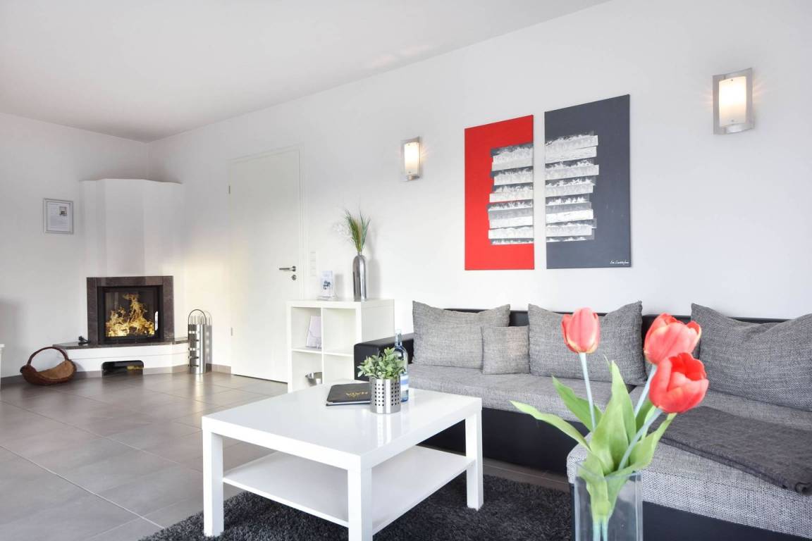 72 M² Huoneisto ∙ 1 Makuuhuone ∙ 3 Vierasta - Korswandt