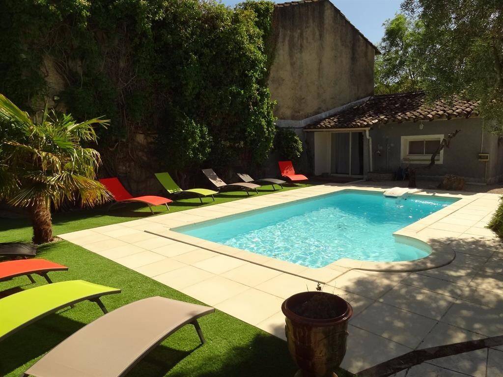 130 M² Villa ∙ 4 Chambres ∙ 12 Personnes - Cavaillon