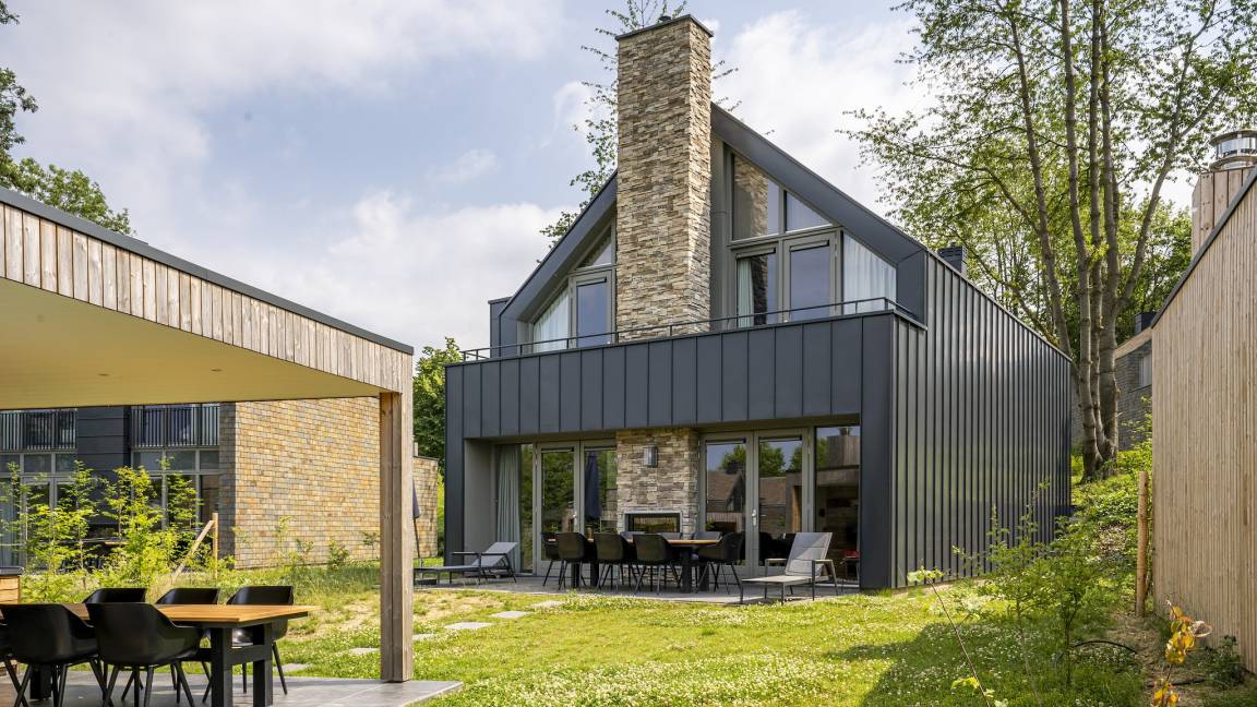 207 M² Villa ∙ 4 Habitaciones ∙ 8 Huéspedes - Maastricht