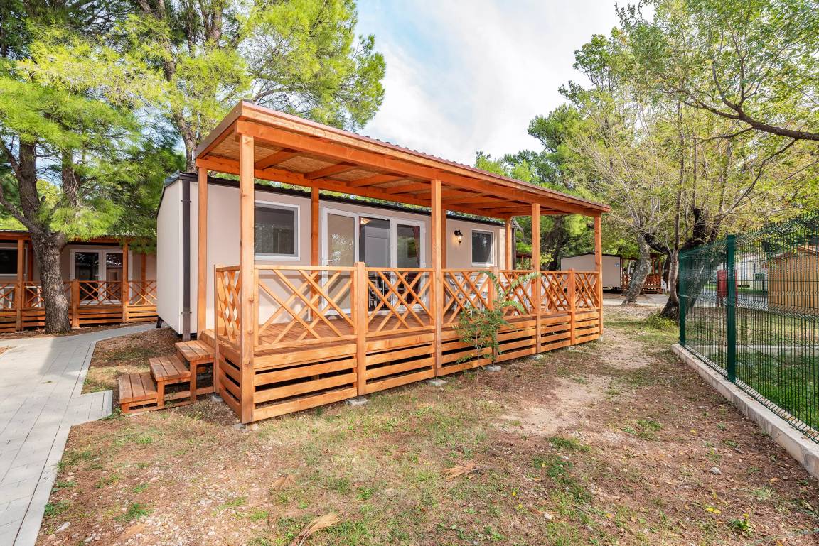 30 M² Caravan ∙ 2 Bedrooms ∙ 4 Guests - Starigrad-Paklenica