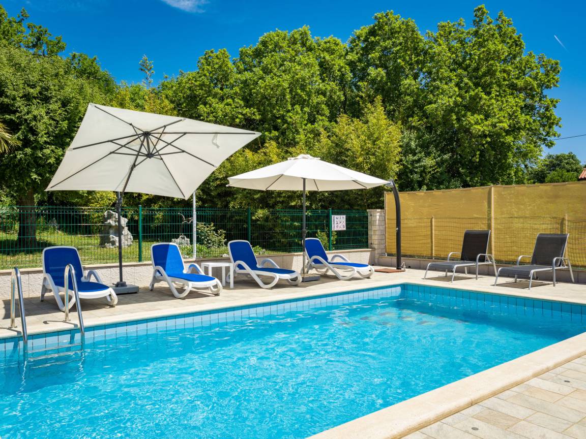 140 M² House ∙ 4 Bedrooms ∙ 8 Guests - Rabac