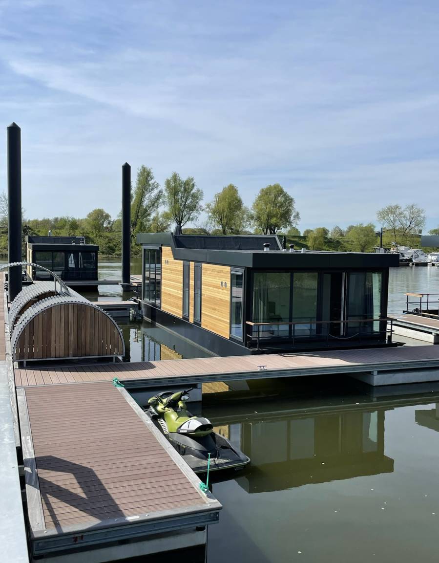 60 M² Huisboot ∙ 2 Slaapkamers ∙ 4 Gasten - Weert