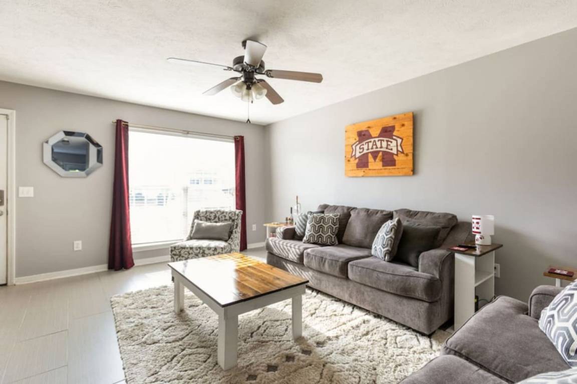 103 M² House ∙ 2 Bedrooms ∙ 4 Guests - Starkville, MS