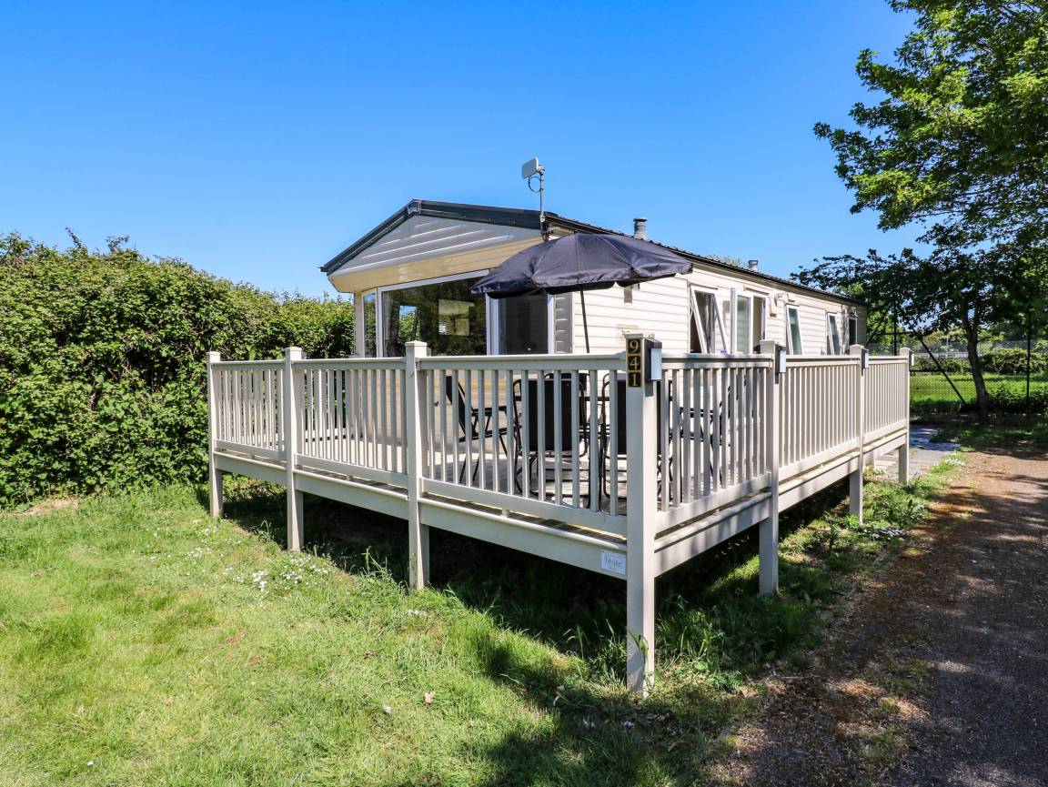 Cottage ∙ 3 Bedrooms ∙ 6 Guests - Clacton-on-Sea