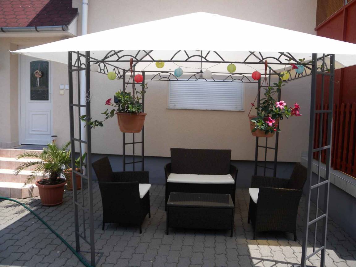 75 M² Apartment ∙ 2 Bedrooms ∙ 4 Guests - Siófok