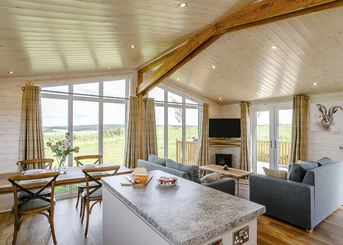 Chalet ∙ 2 Bedrooms ∙ 4 Guests - Staffordshire