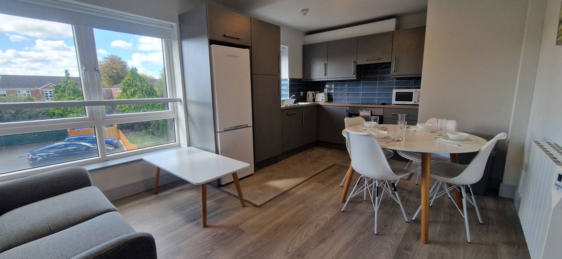 135 M² Apartment ∙ 4 Bedrooms ∙ 4 Guests - Limerick