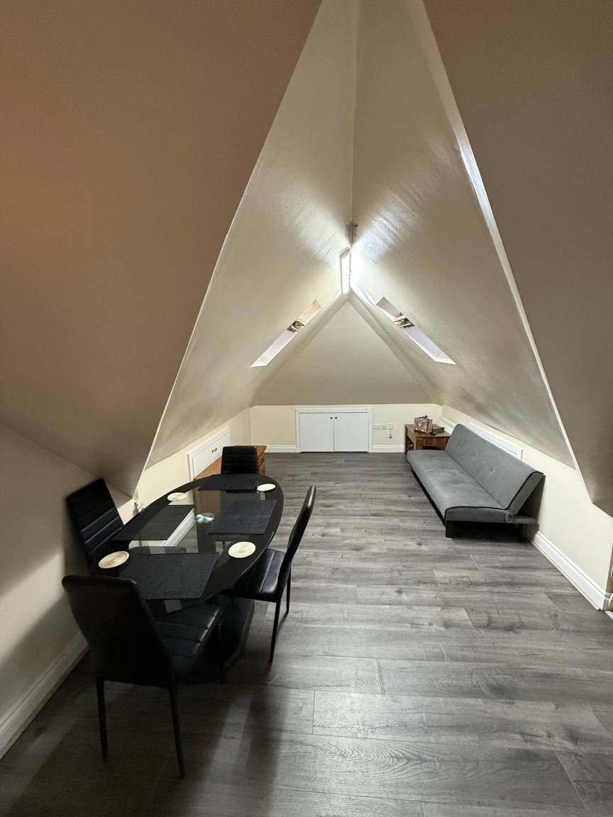 Huoneisto ∙ 3 Makuuhuonetta ∙ 6 Vierasta - Central London