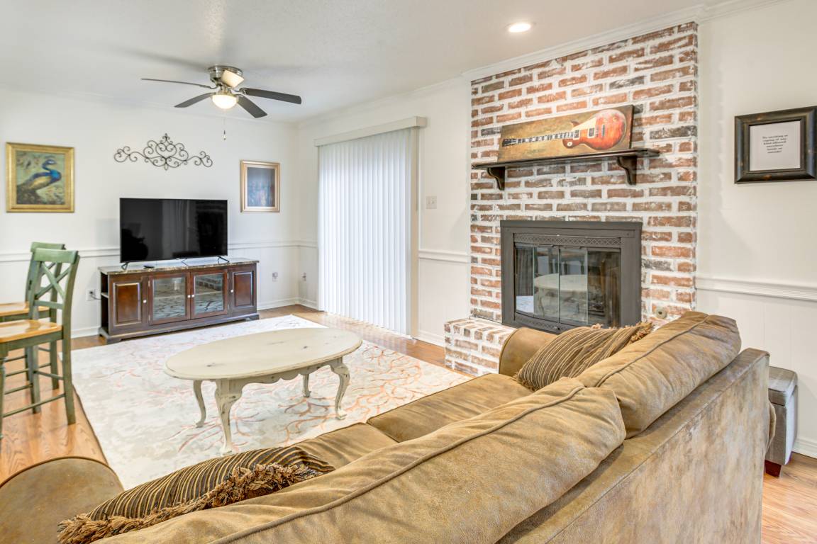 130 M² Apartment ∙ 2 Bedrooms ∙ 4 Guests - Kenner, LA